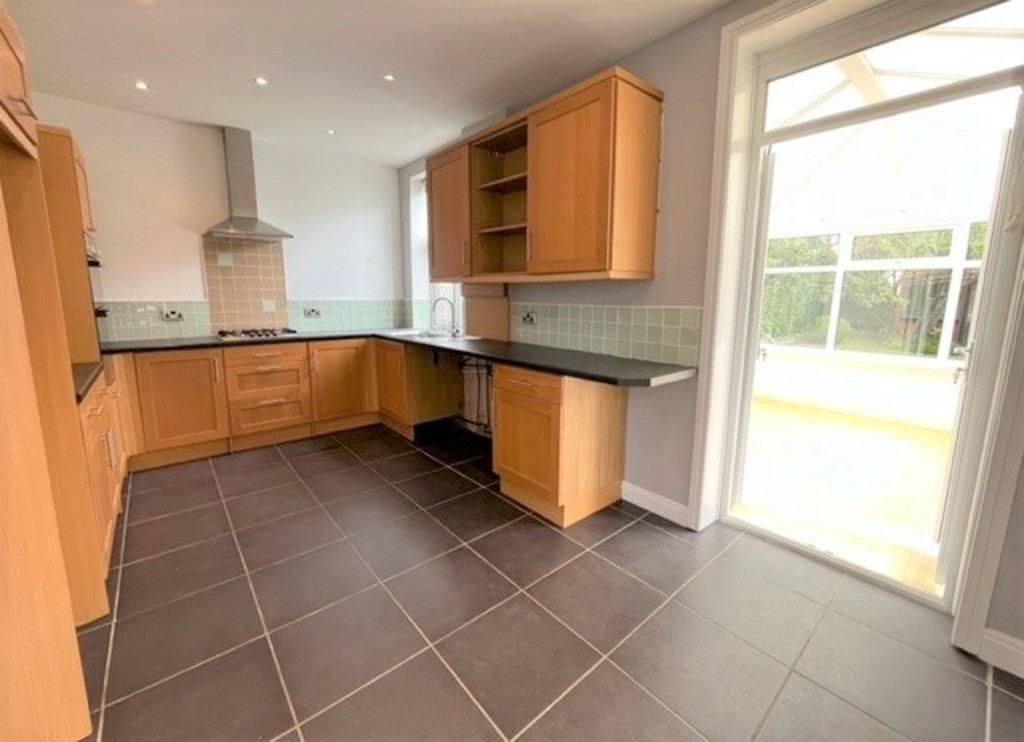 Savick Road, Fulwood, Preston - Easthams & Co