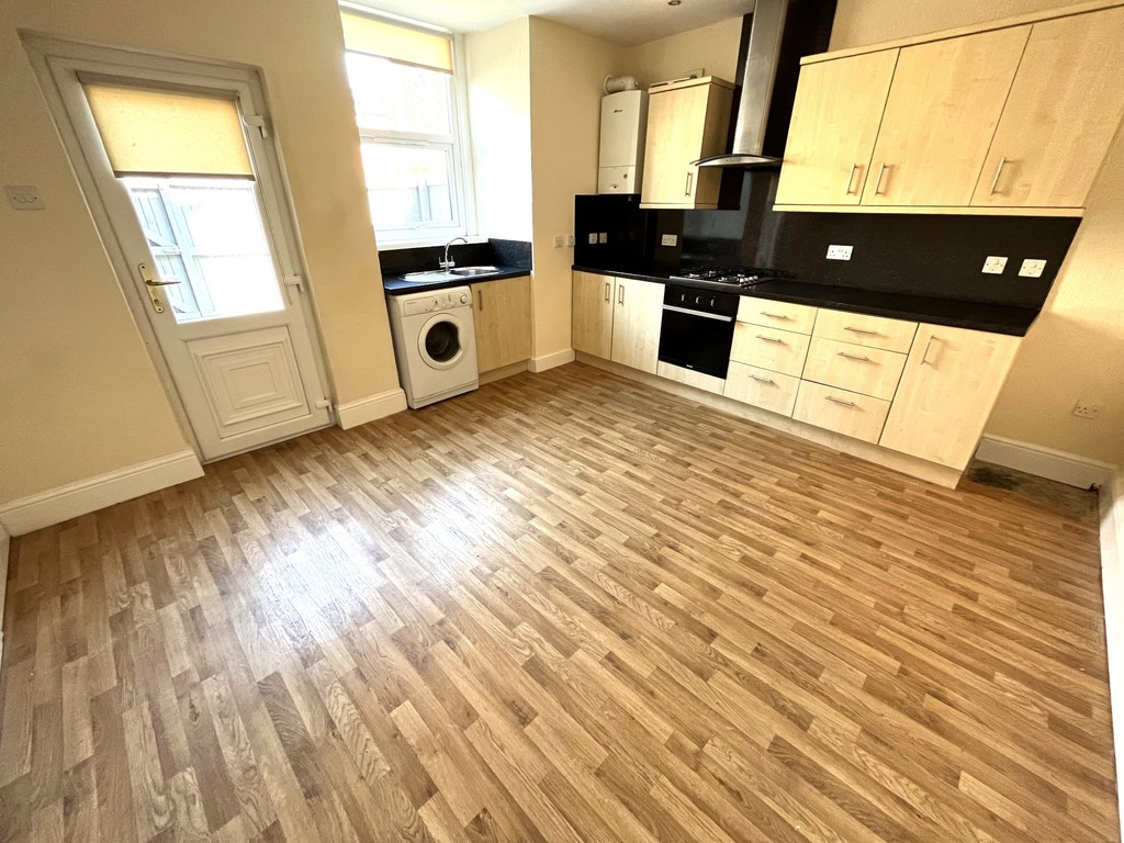 Ashton-On-Ribble, Preston - Easthams & Co