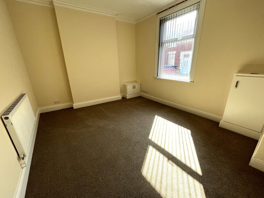 Ashton-On-Ribble, Preston - Easthams & Co